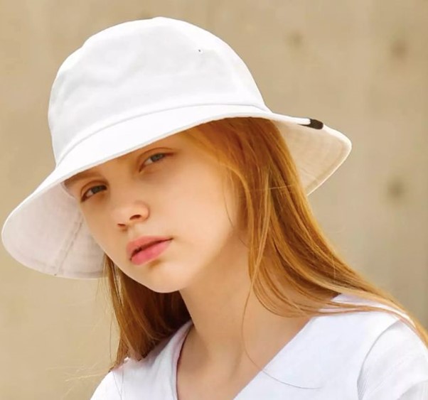 Bucket Hats: Choosing a Style to Flatter Your Face Shape - Aungcrown.com