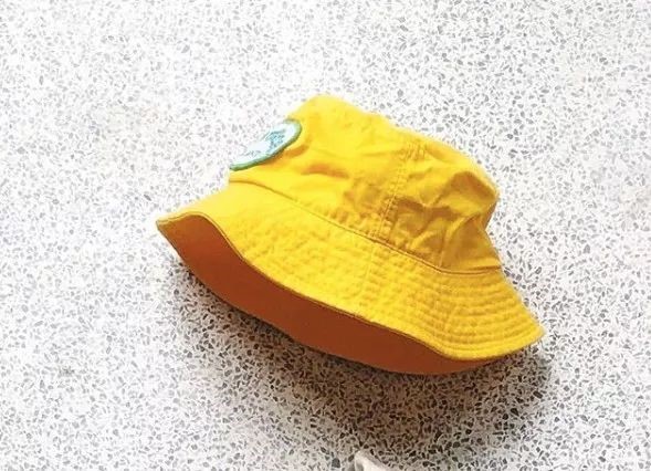 Bucket Hats: Choosing a Style to Flatter Your Face Shape - Aungcrown.com